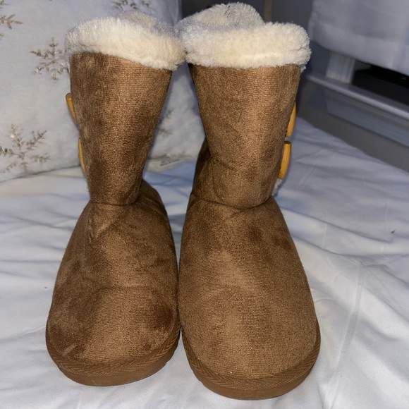 Shoes | Fuzzy Boots | Poshmark